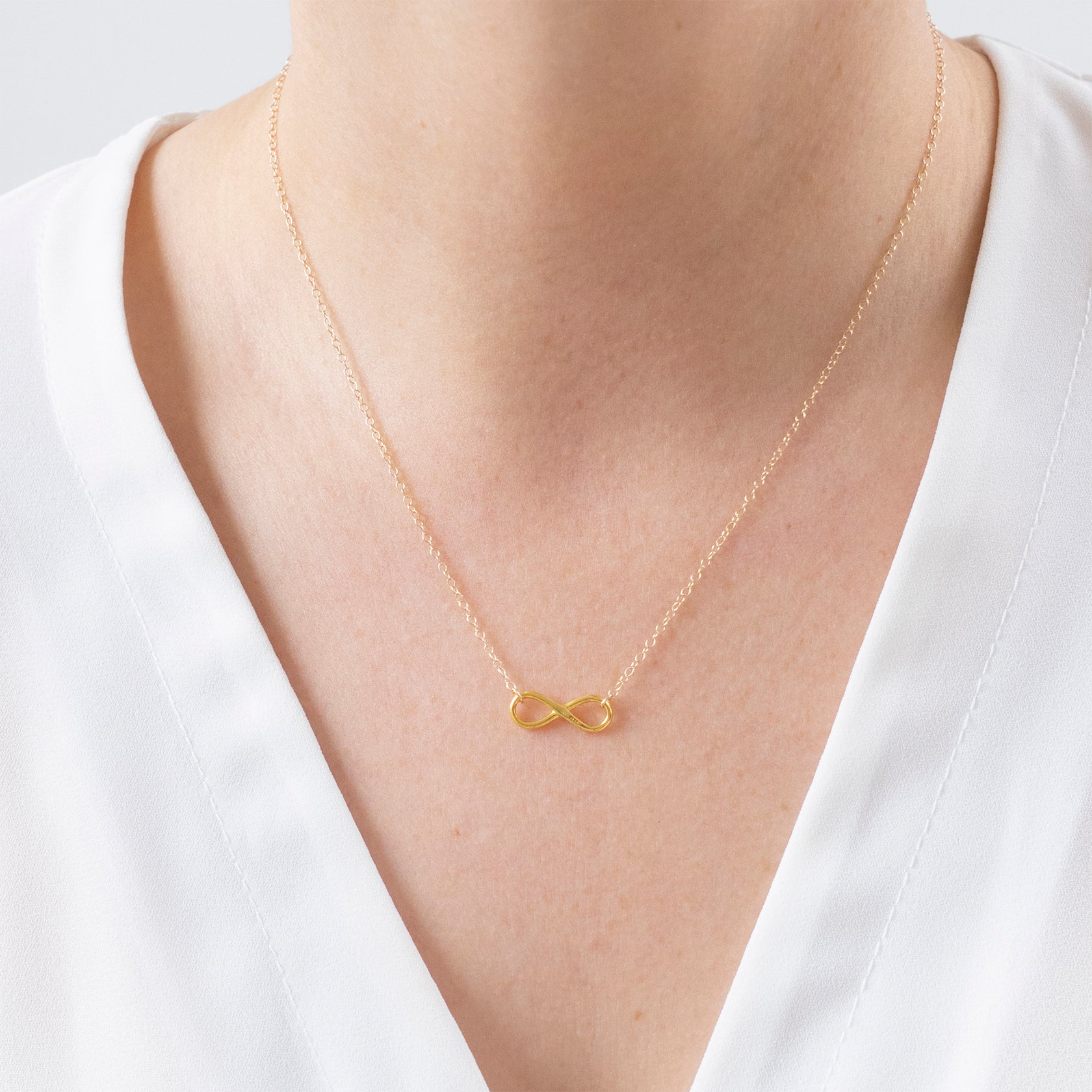 Gold Infinity Loop Necklace - Sustainable minimal jewellery | OMCH – Oh ...